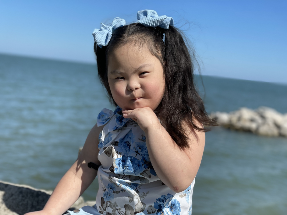 Melanie C. — Chive Charities